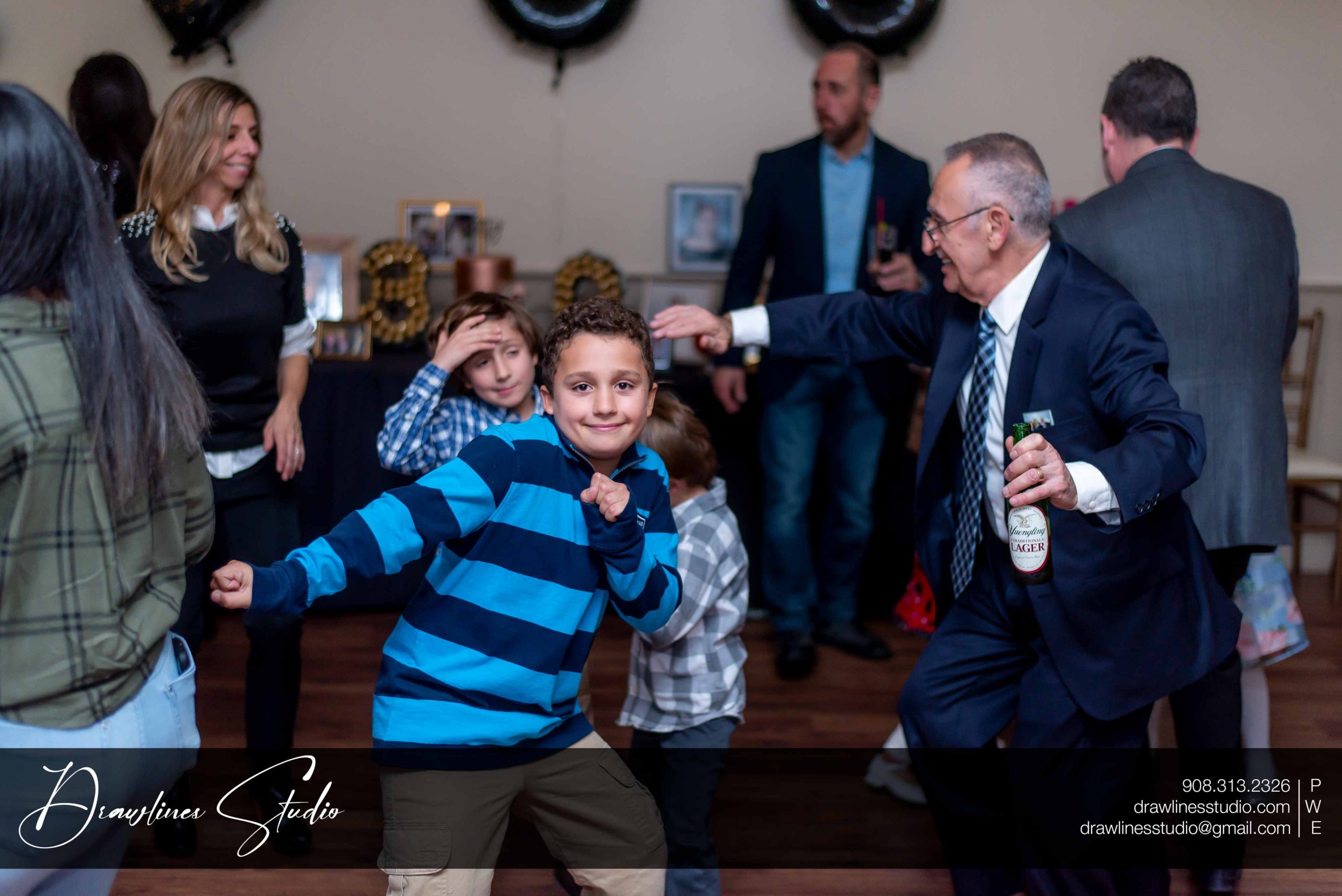 BRIDAL SHOWER / BACHELOR PARTY Drawlines Studio