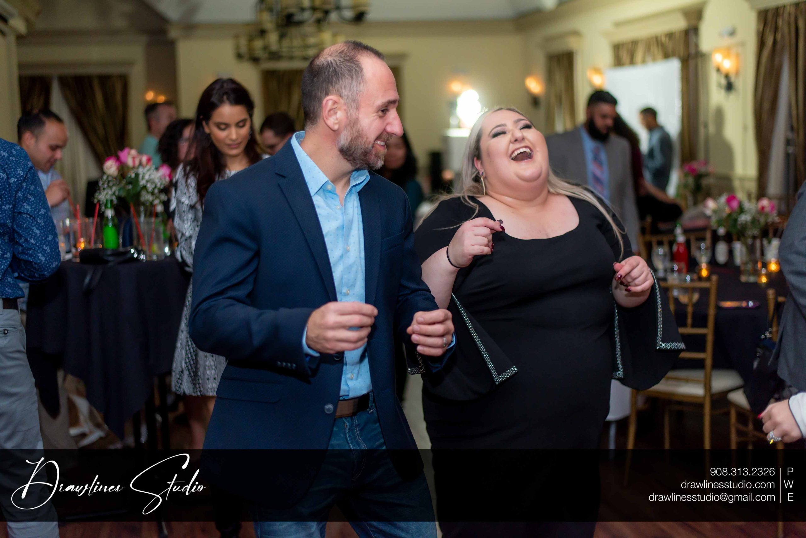 BRIDAL SHOWER / BACHELOR PARTY Drawlines Studio